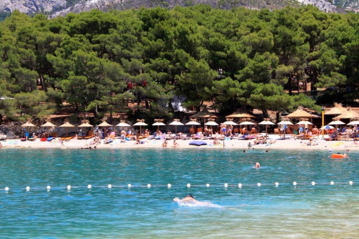 75 M² Appartement ∙ 2 Chambres ∙ 5 Personnes - Makarska