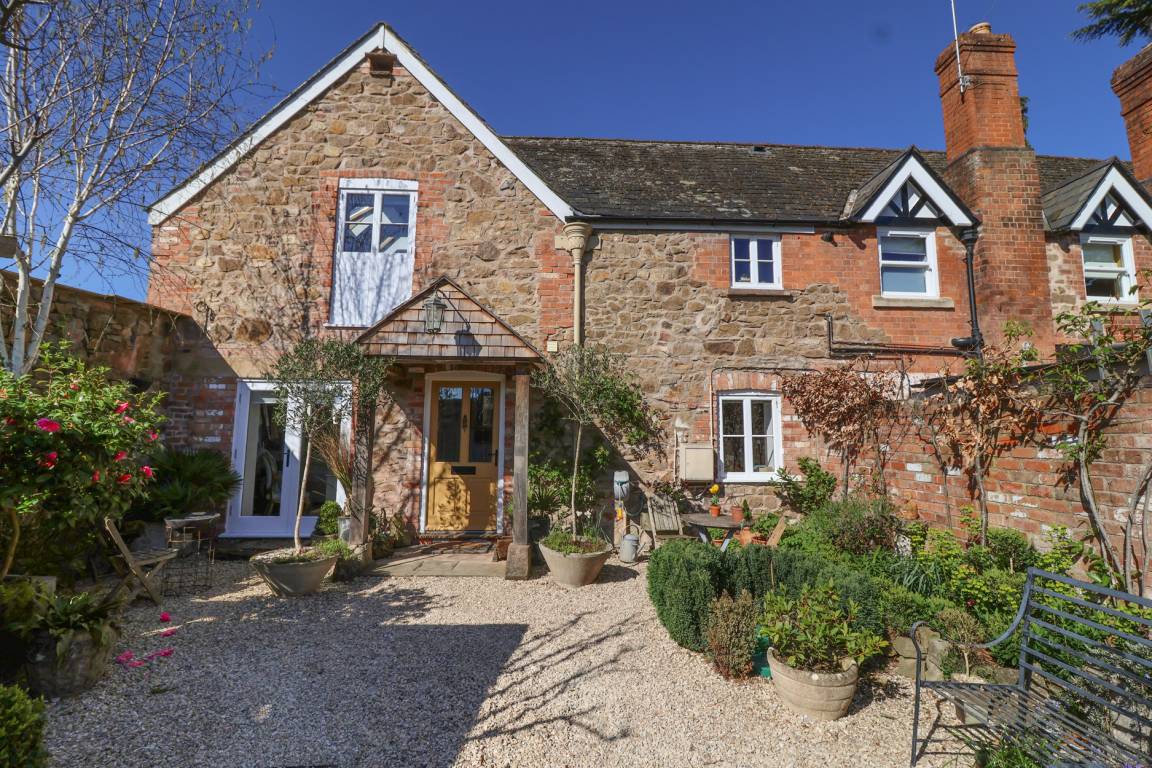 Cottage ∙ 2 Bedrooms ∙ 4 Guests - Herefordshire