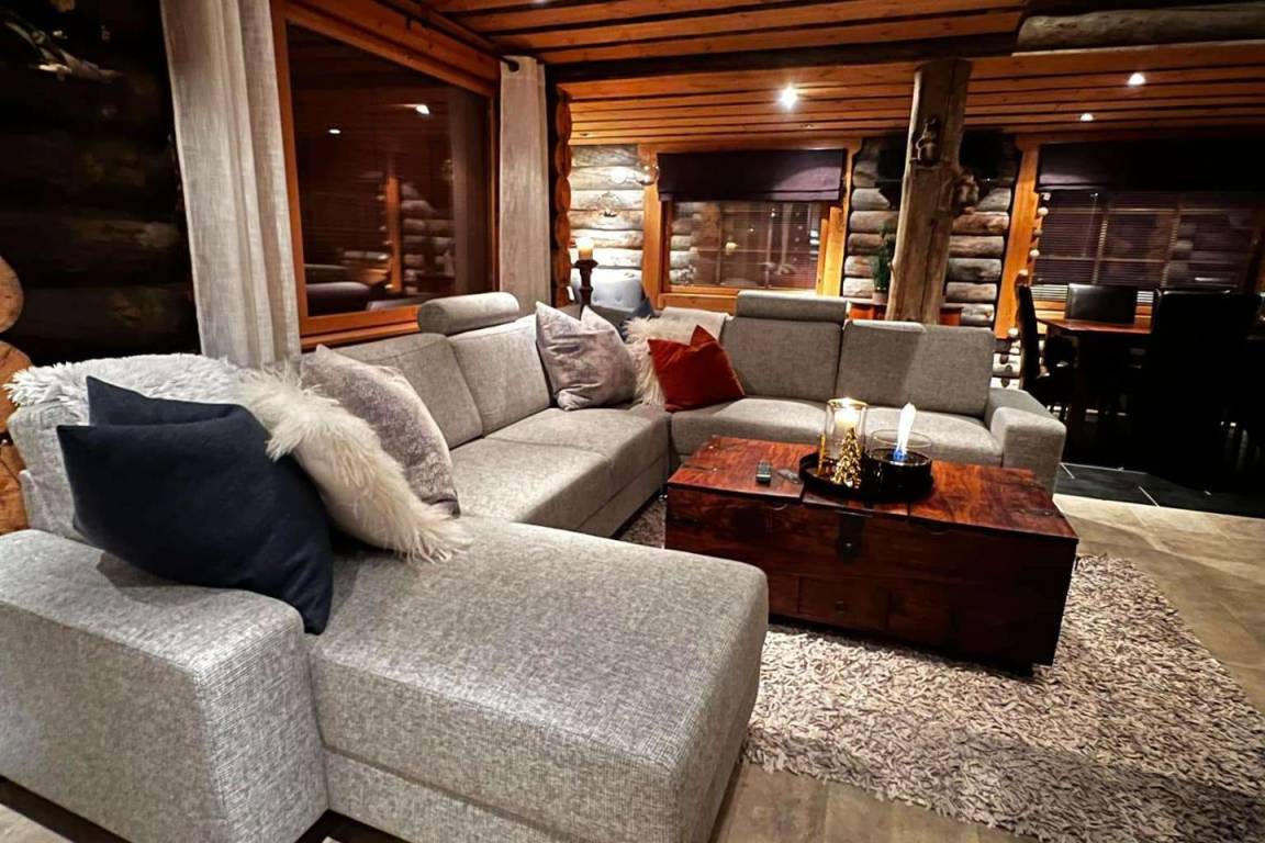 120 M² Cabin ∙ 4 Bedrooms ∙ 7 Guests - Lapland