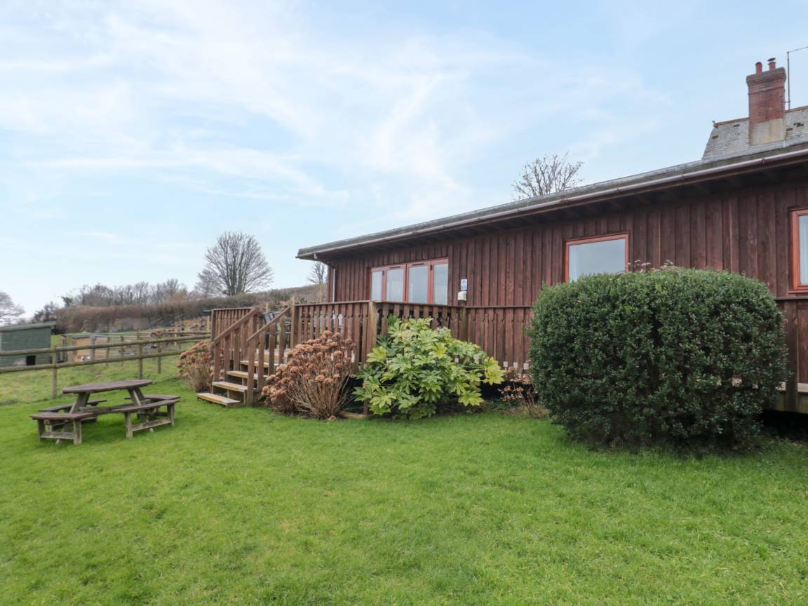Cottage ∙ 3 Bedrooms ∙ 6 Guests - Lyme Regis