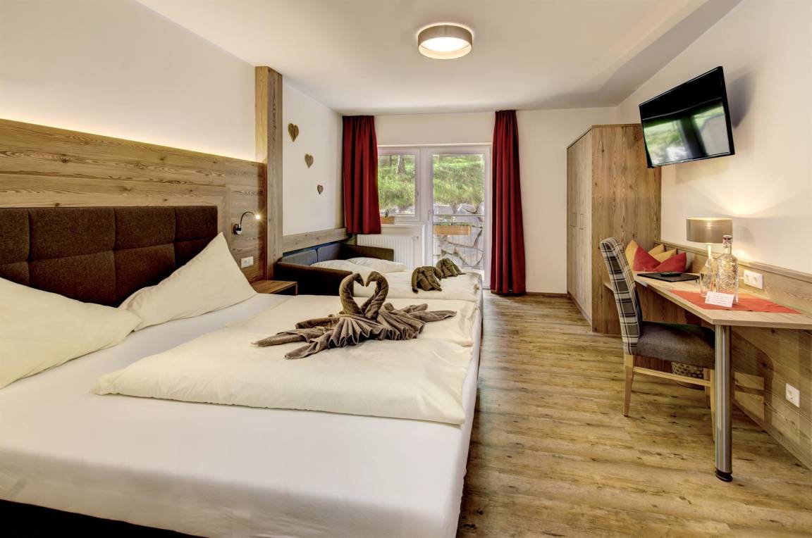 26 M² Hotel ∙ 1 Bedroom ∙ 4 Guests - Zell am See