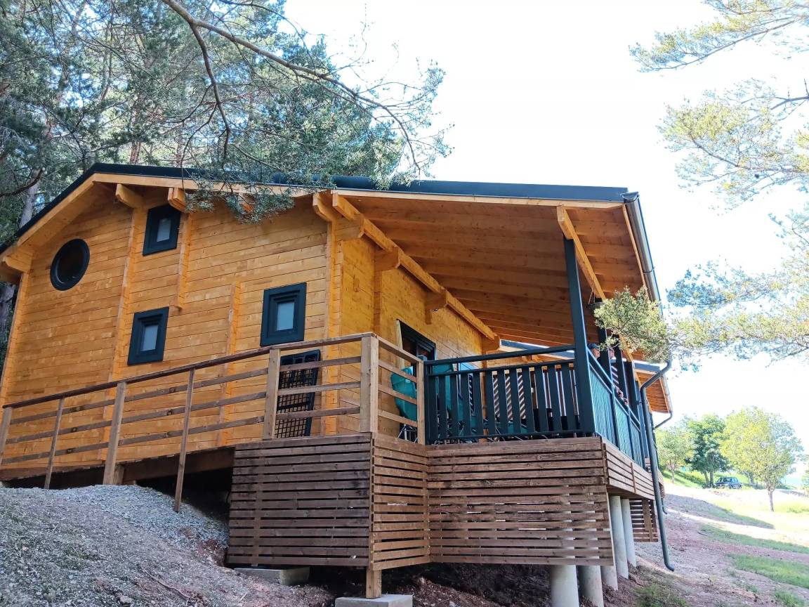 52 M² Chalet ∙ 3 Chambres ∙ 8 Personnes - Drôme