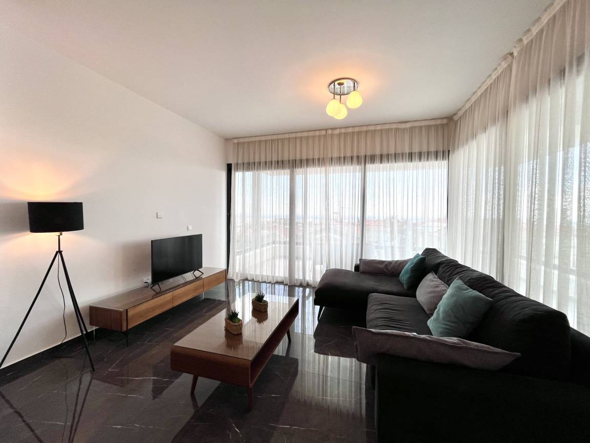 110 M² Apartamento ∙ 3 Habitaciones ∙ 5 Huéspedes - Limassol