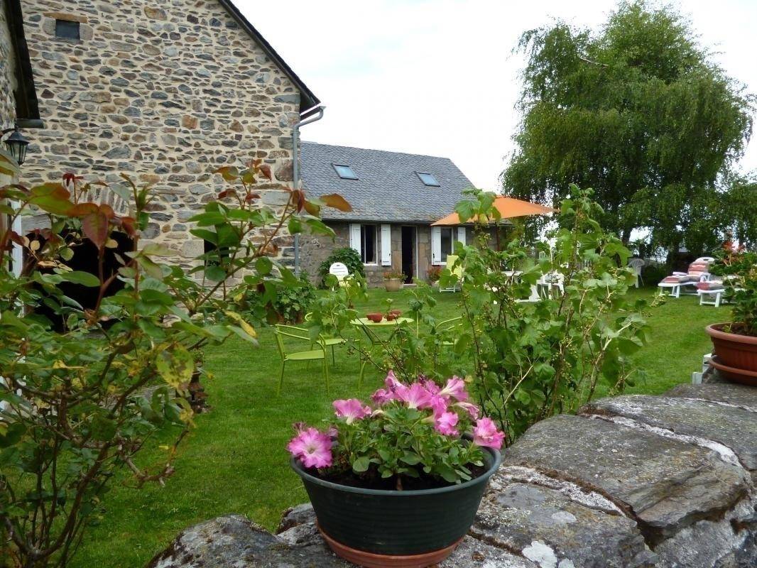 190 M² Gîte ∙ 4 Chambres ∙ 8 Personnes - Bort-les-Orgues