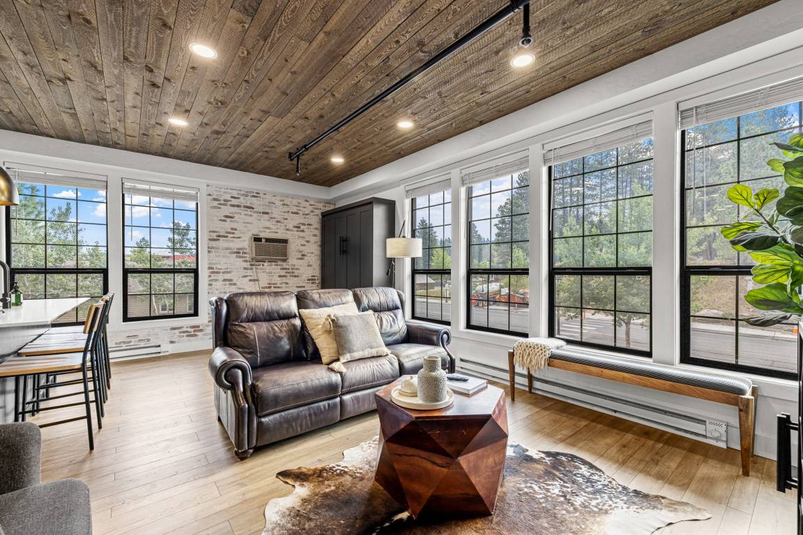 140 M² House ∙ 2 Bedrooms ∙ 6 Guests - McCall, ID