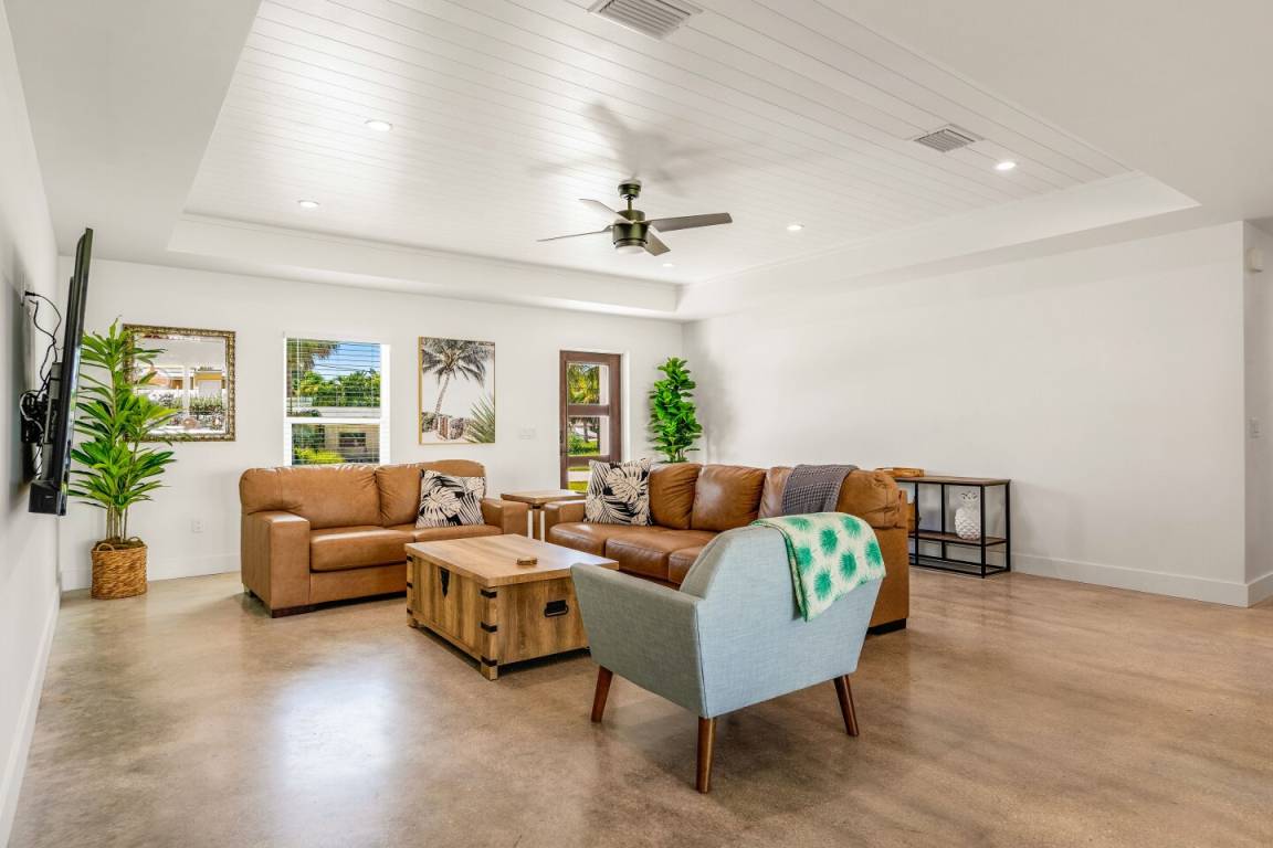 House ∙ 4 Bedrooms ∙ 8 Guests - Fort Pierce, FL