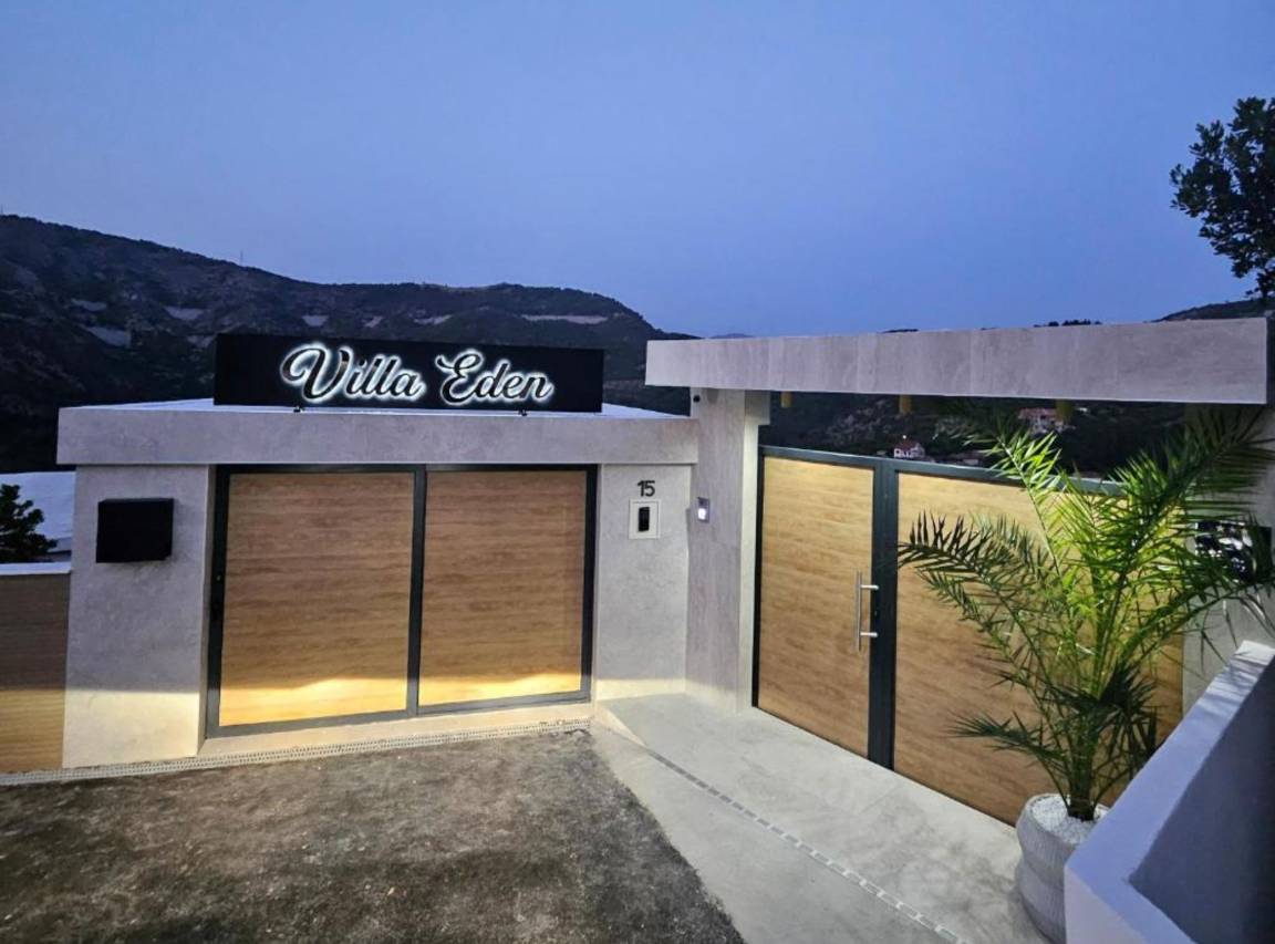 260 M² Villa ∙ 6 Schlafzimmer ∙ 12 Gäste - Cavtat