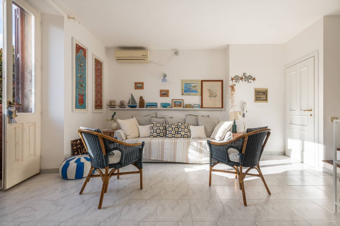 70 M² Apartment ∙ 2 Bedrooms ∙ 4 Guests - Carloforte