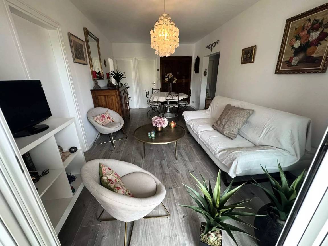 65 M² Apartamento ∙ 2 Habitaciones ∙ 5 Huéspedes - Sanary-sur-Mer