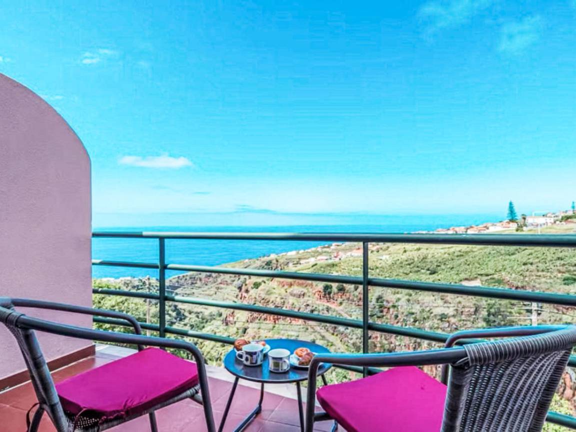 100 M² Appartement ∙ 3 Slaapkamers ∙ 6 Gasten - Calheta