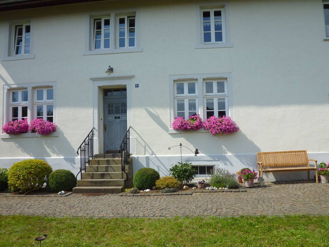80 M² Ferienwohnung ∙ 2 Schlafzimmer ∙ 4 Gäste - Prüm