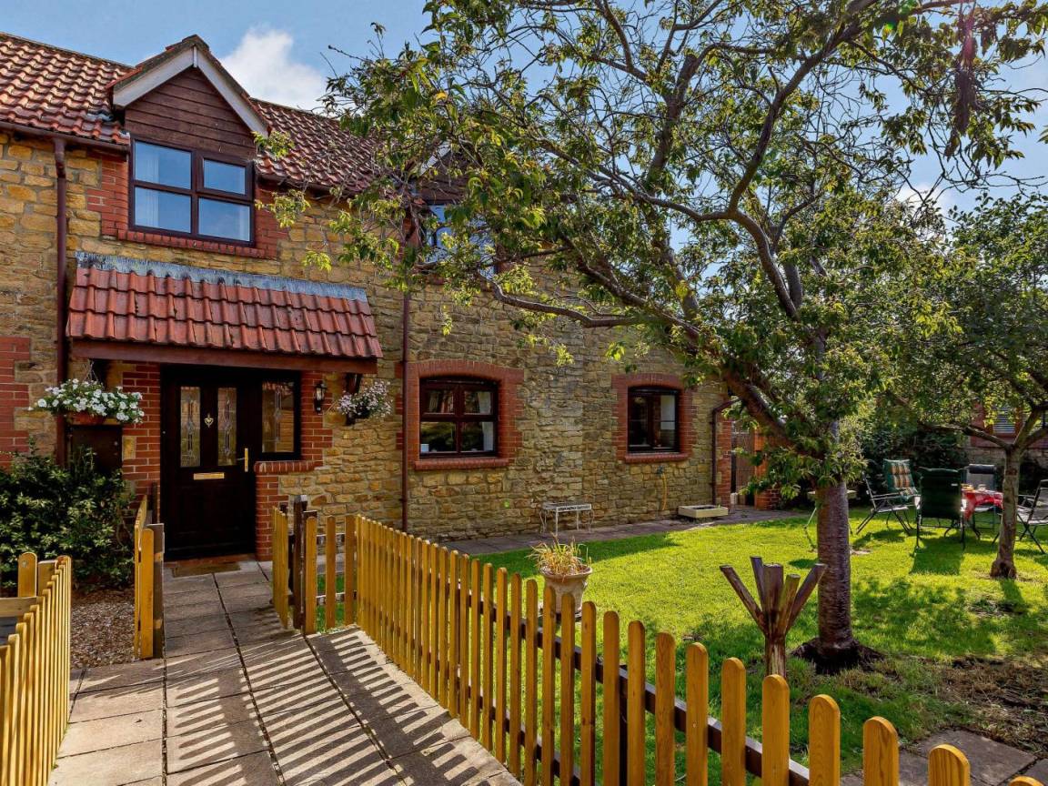 Cottage ∙ 3 Bedrooms ∙ 6 Guests - Dorset