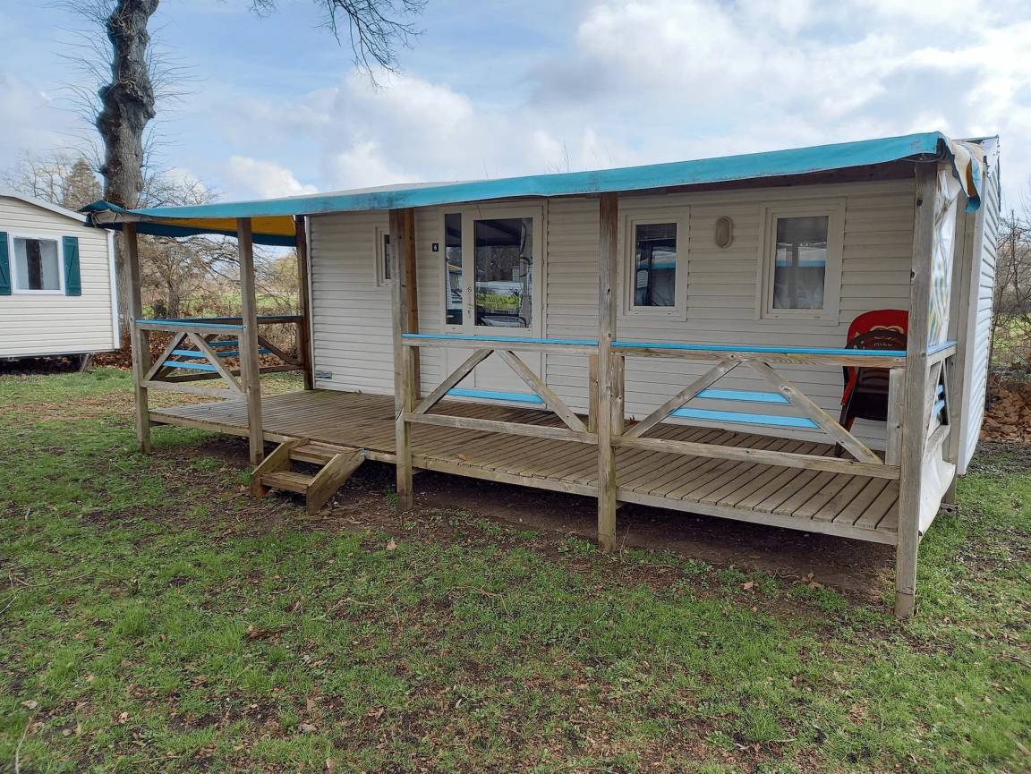 25 M² Camping ∙ 2 Chambres ∙ 4 Personnes - Côte-d'Or