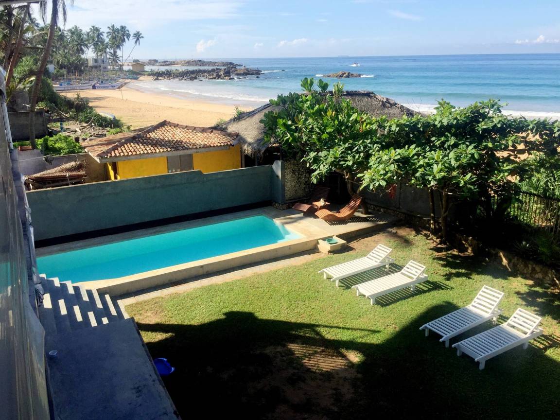 120 M² Villa ∙ 3 Bedrooms ∙ 6 Guests - Hikkaduwa