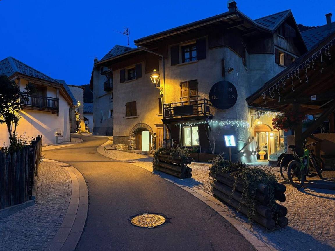 65 M² Appartement ∙ 2 Chambres ∙ 6 Personnes - Chantemerle