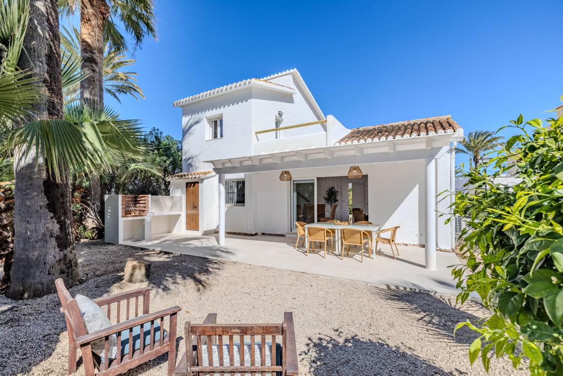 100 M² Villa ∙ 3 Habitaciones ∙ 8 Huéspedes - Denia