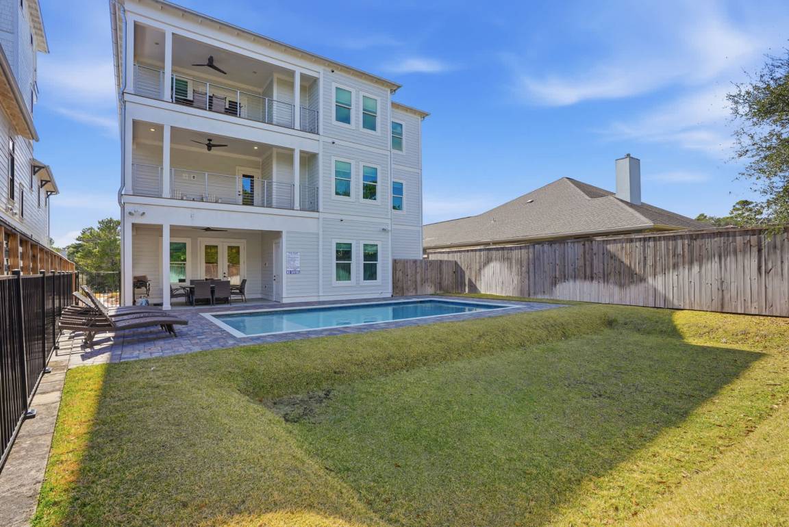 512 M² Talo ∙ 12 Makuuhuonetta ∙ 36 Vierasta - Santa Rosa Beach, FL