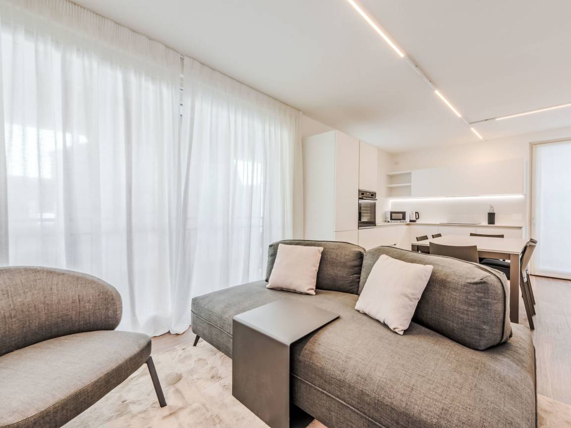 160 M² Apartment ∙ 6 Bedrooms ∙ 12 Guests - Pinzolo