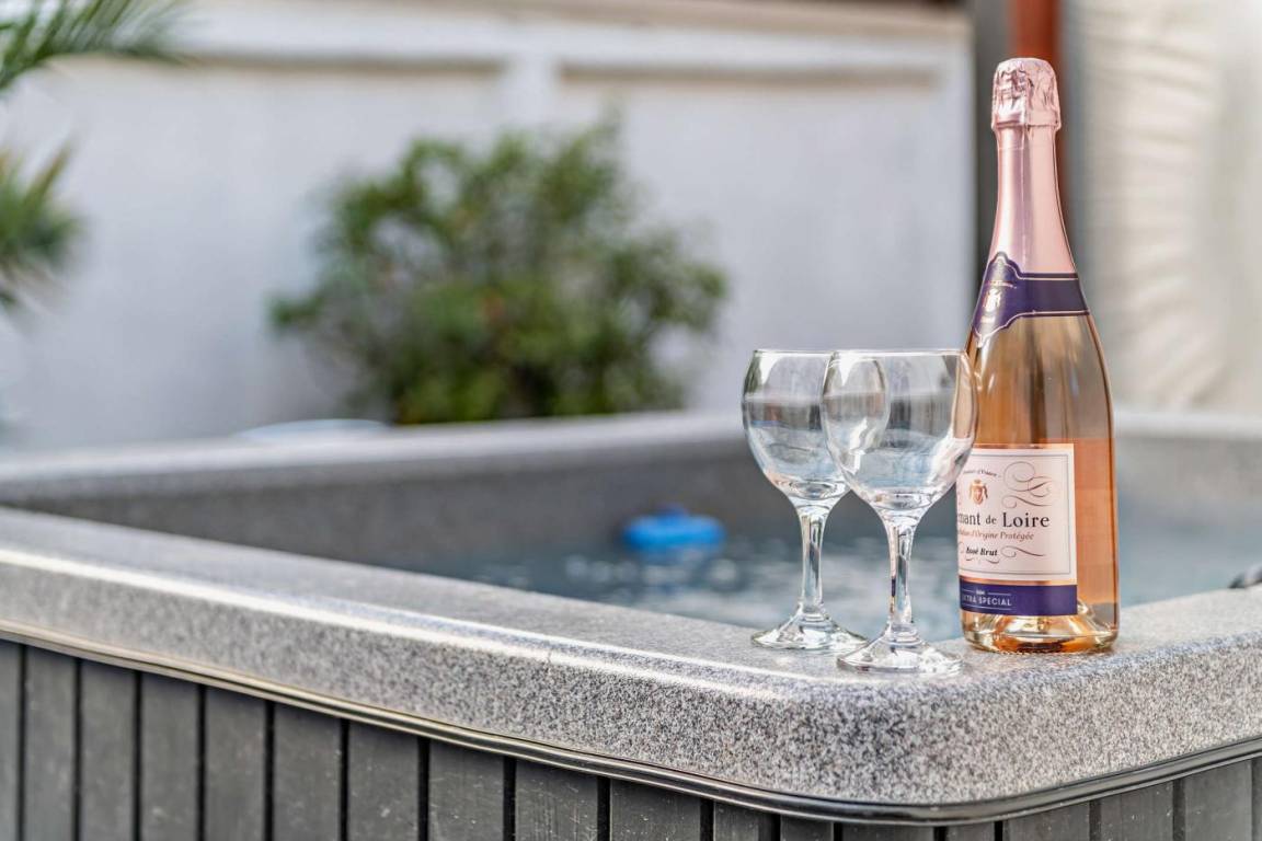 Landhaus ∙ 4 Schlafzimmer ∙ 8 Gäste - Shaldon