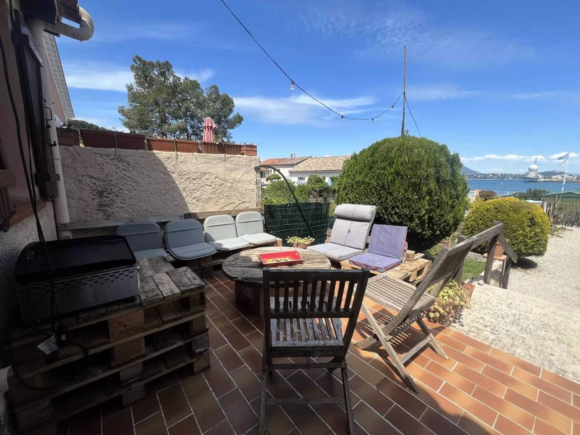 48 M² Ferienhaus ∙ 2 Schlafzimmer ∙ 4 Gäste - La Seyne-sur-Mer