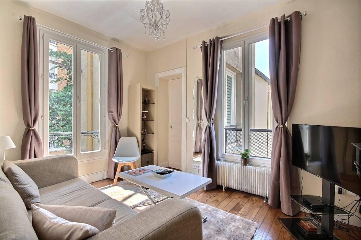 30 M² Apartment ∙ 1 Bedroom ∙ 2 Guests - Buc