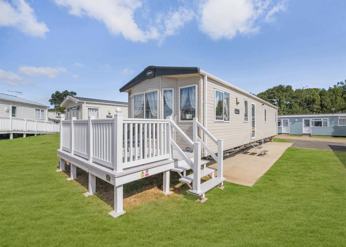 Caravan ∙ 3 Bedrooms ∙ 8 Guests - Bembridge