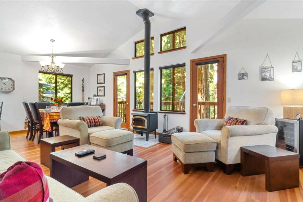 104 M² Casa ∙ 2 Habitaciones ∙ 4 Huéspedes - Guerneville, CA