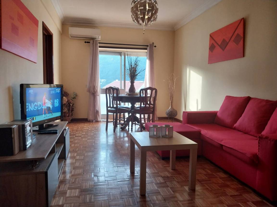 160 M² Apartamento ∙ 3 Quartos ∙ 9 Hóspedes - Seia