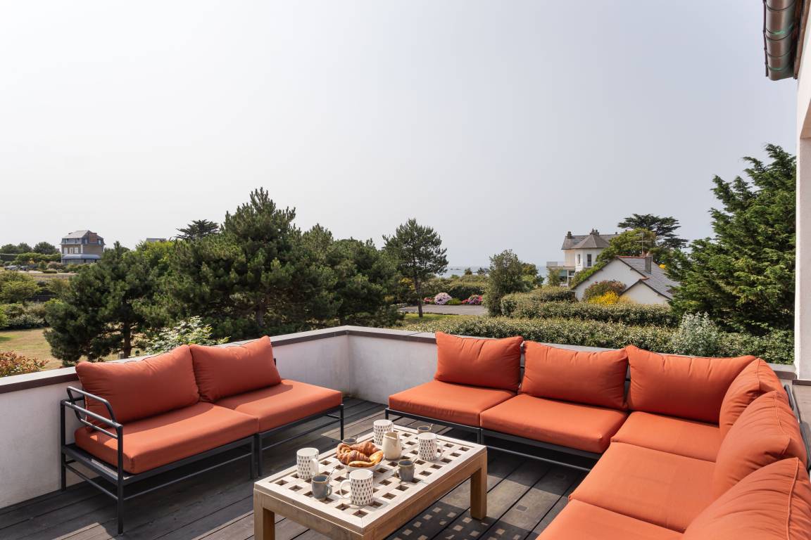 225 M² Villa ∙ 4 Bedrooms ∙ 8 Guests - Saint-Malo