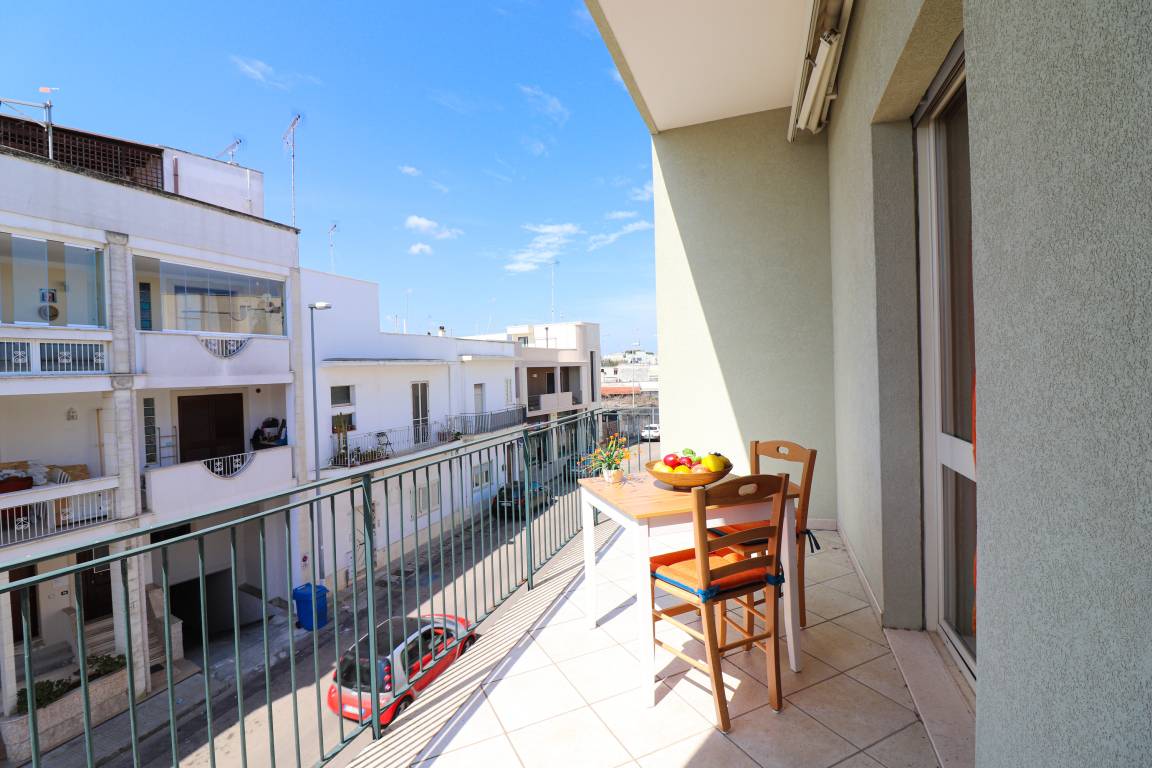 100 M² House ∙ 3 Bedrooms ∙ 8 Guests - Otranto