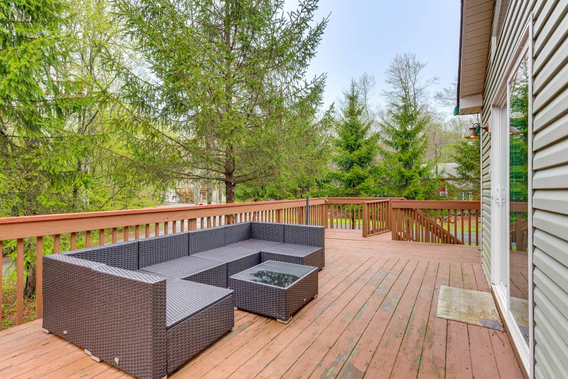 306 M² House ∙ 5 Bedrooms ∙ 14 Guests - Arrowhead Lake, PA
