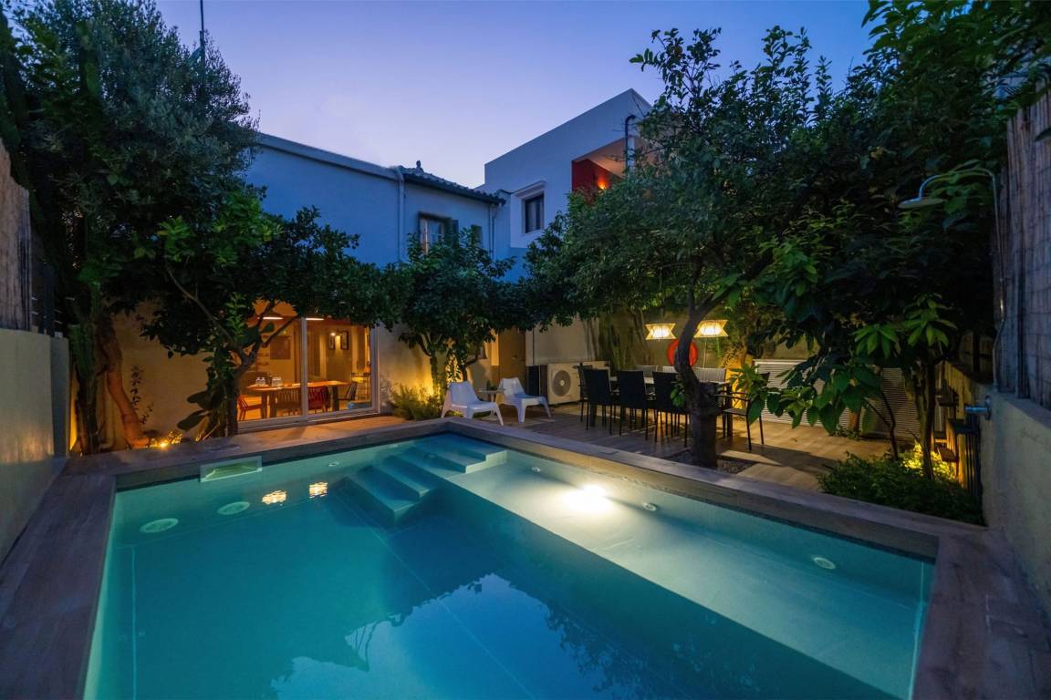 180 M² Villa ∙ 5 Schlafzimmer ∙ 14 Gäste - Kalamata