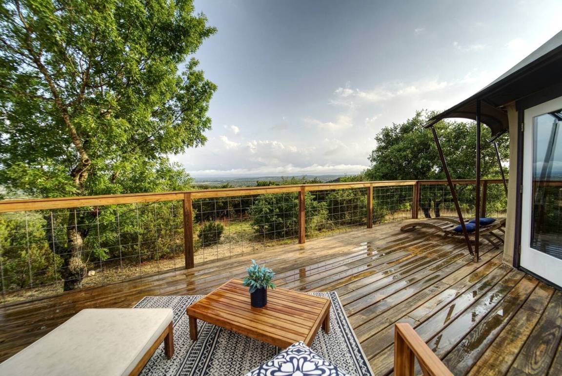 Camping ∙ 1 Bedroom ∙ 2 Guests - Lake Travis, TX