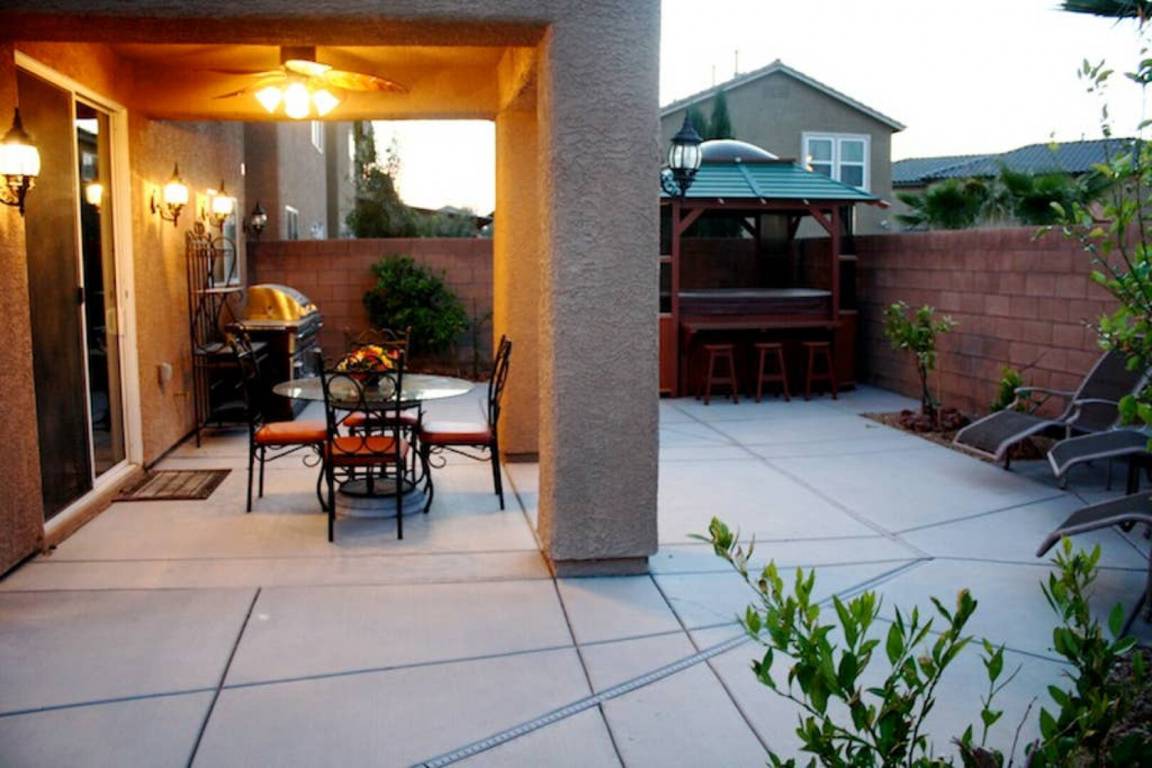 70 M² House ∙ 5 Bedrooms ∙ 10 Guests - Henderson, NV