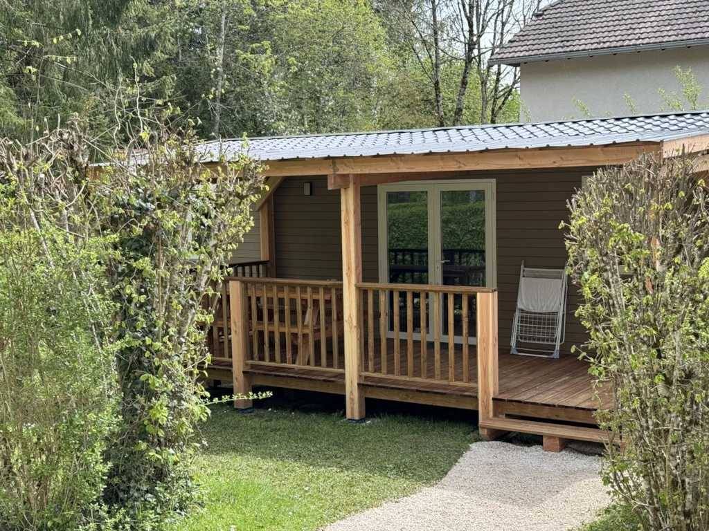33 M² Camping ∙ 3 Chambres ∙ 7 Personnes - Bourgogne-Franche-Comté