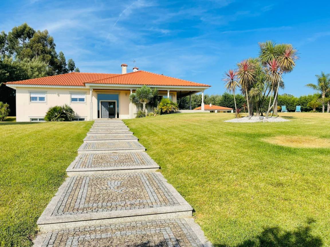 500 M² Casa ∙ 6 Quartos ∙ 13 Hóspedes - Viana do Castelo