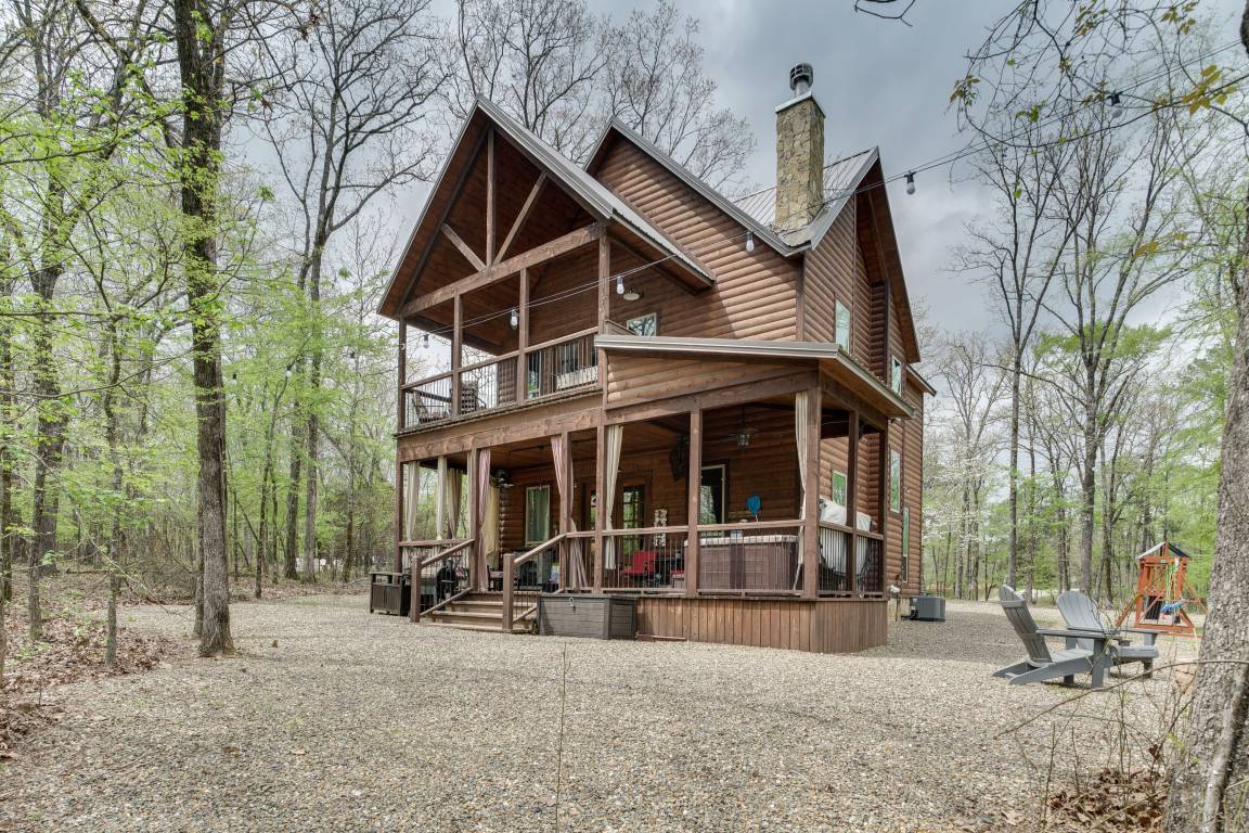 139 M² House ∙ 3 Bedrooms ∙ 14 Guests - Broken Bow, OK
