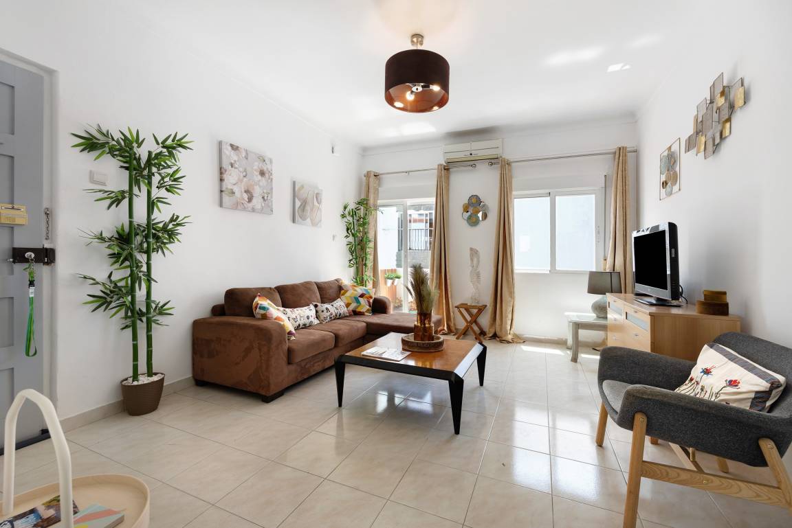 77 M² Appartement ∙ 2 Slaapkamers ∙ 4 Gasten - Lagos