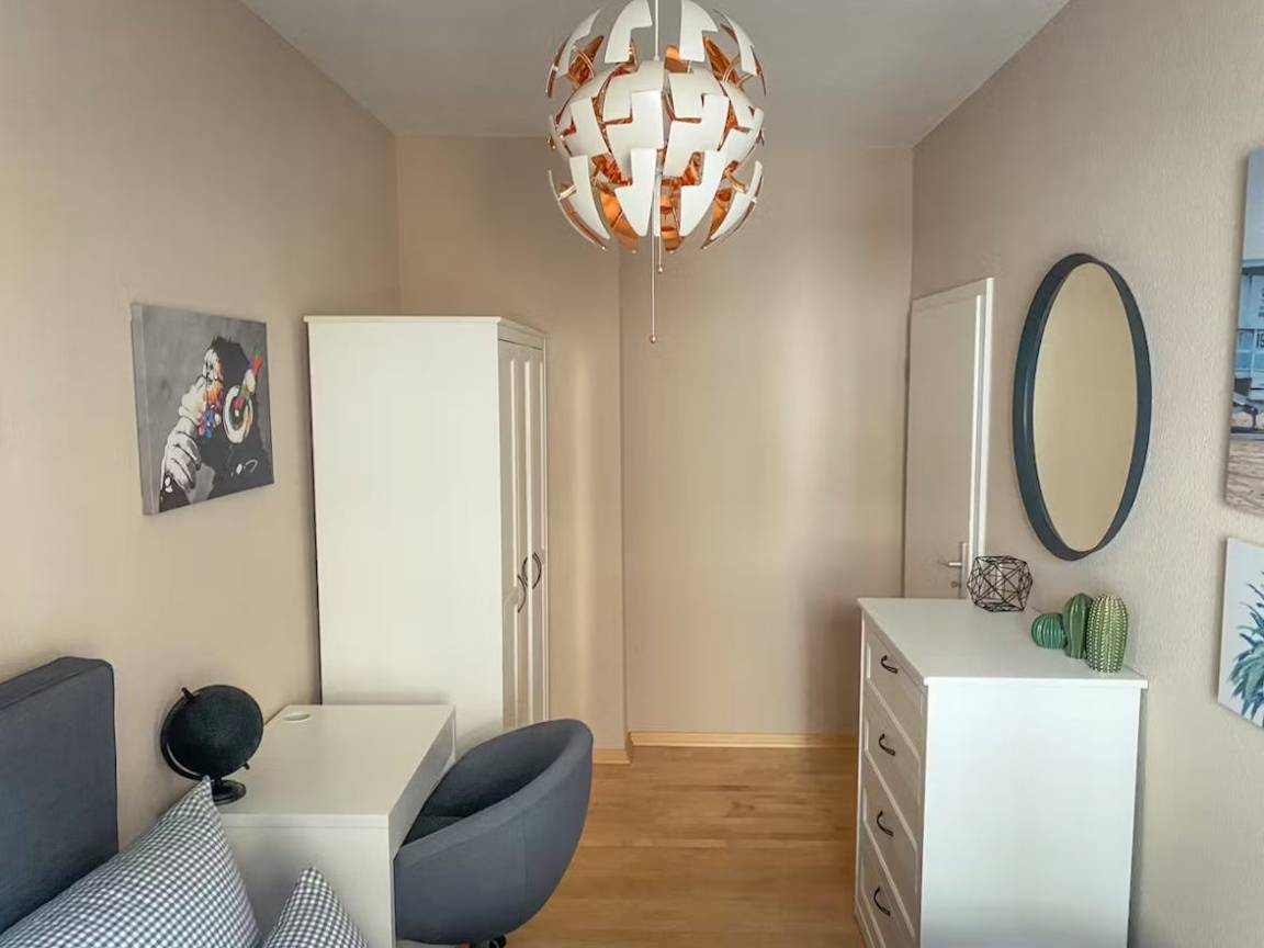 80 M² Habitación Privada ∙ 1 Habitación ∙ 1 Huésped - Fráncfort del Meno
