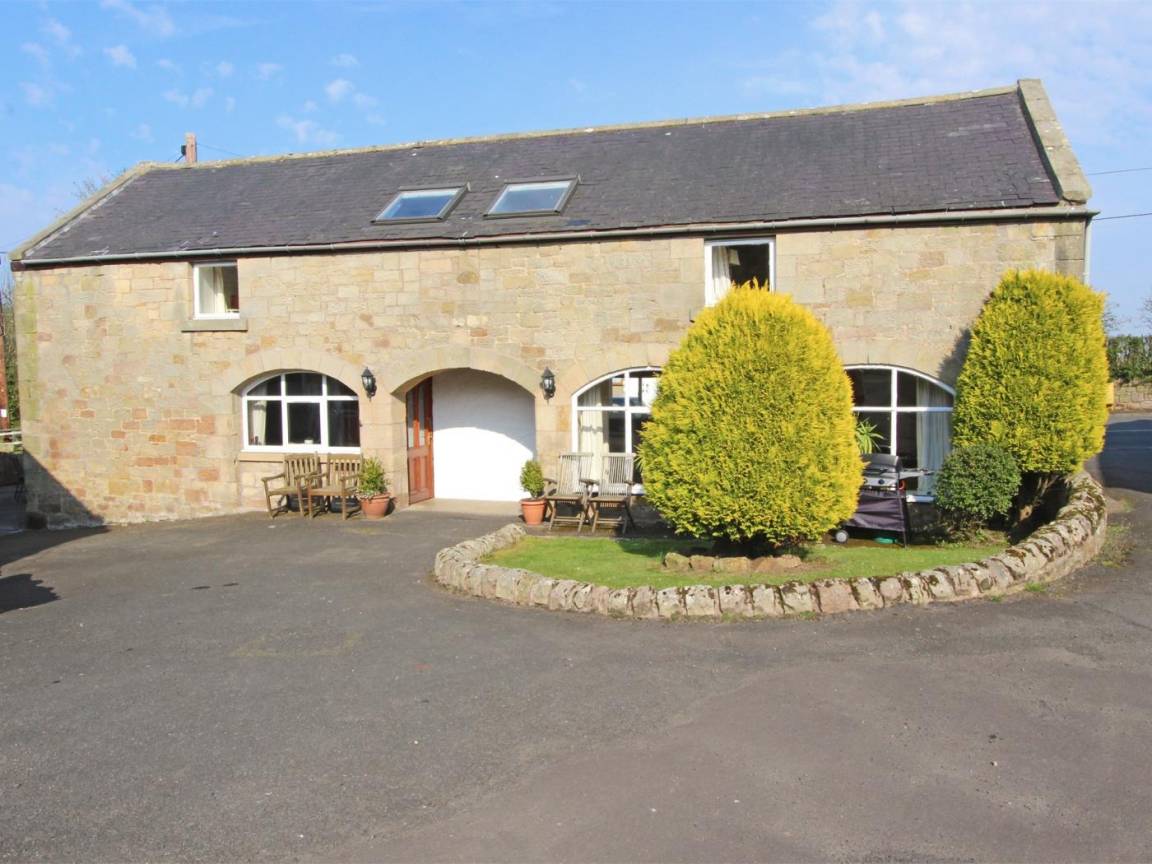 Cottage ∙ 3 Bedrooms ∙ 5 Guests - Bamburgh