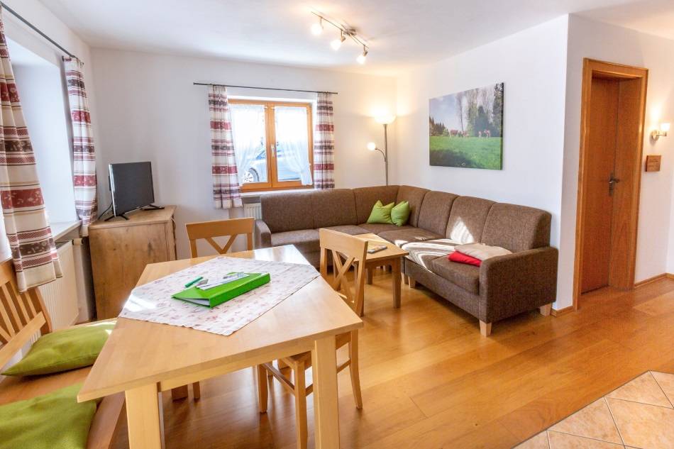 50 M² Ferienwohnung ∙ 2 Gäste - Bernau am Chiemsee