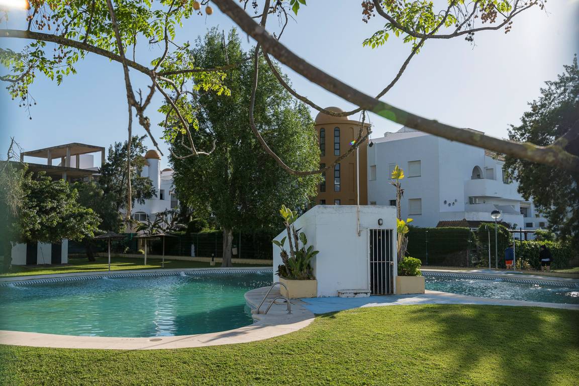 90 M² Apartamento ∙ 3 Habitaciones ∙ 6 Huéspedes - Urbanización Novo Santi Petri