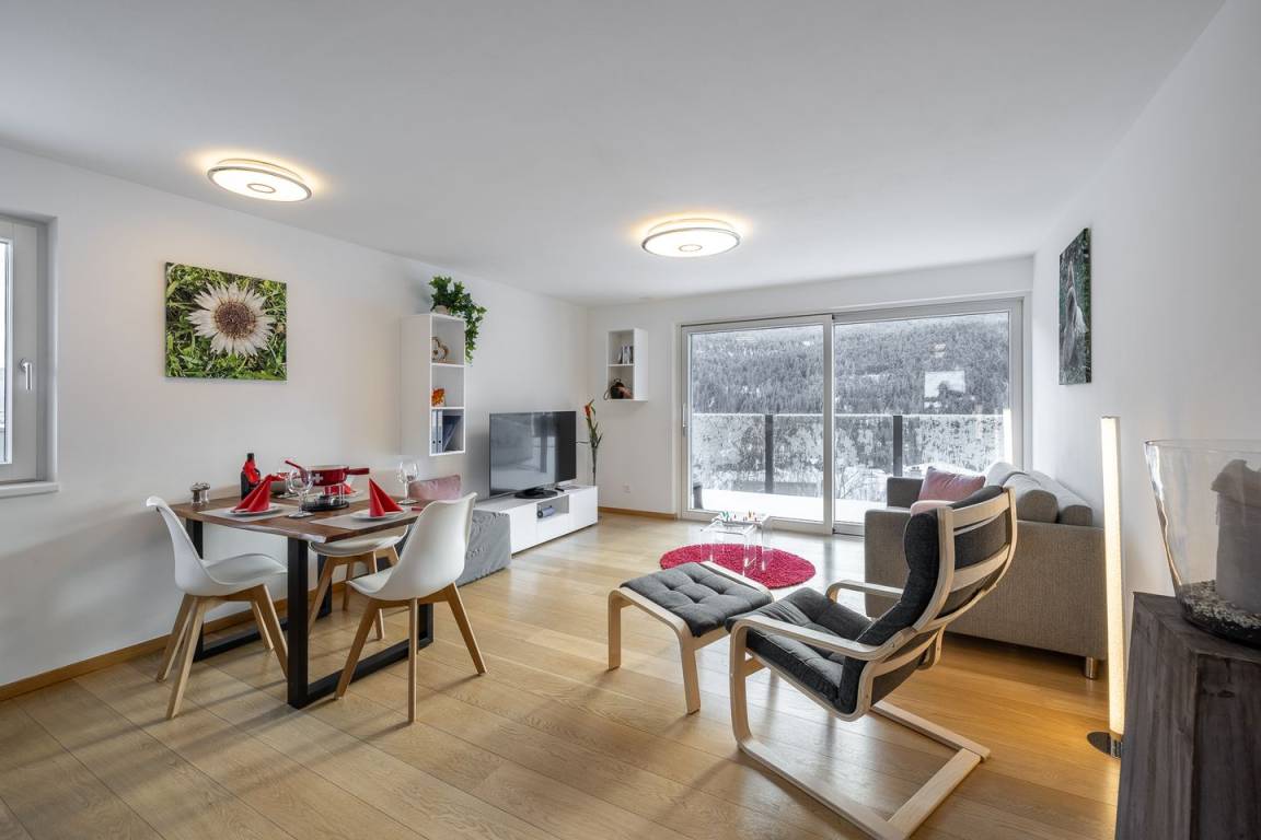 68 M² Ferienwohnung ∙ 1 Schlafzimmer ∙ 3 Gäste - Tarasp