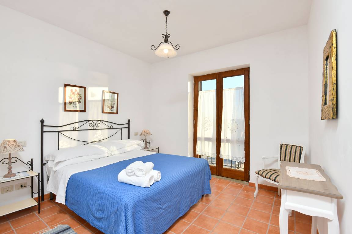 100 M² Villa ∙ 3 Bedrooms ∙ 6 Guests - Castellabate