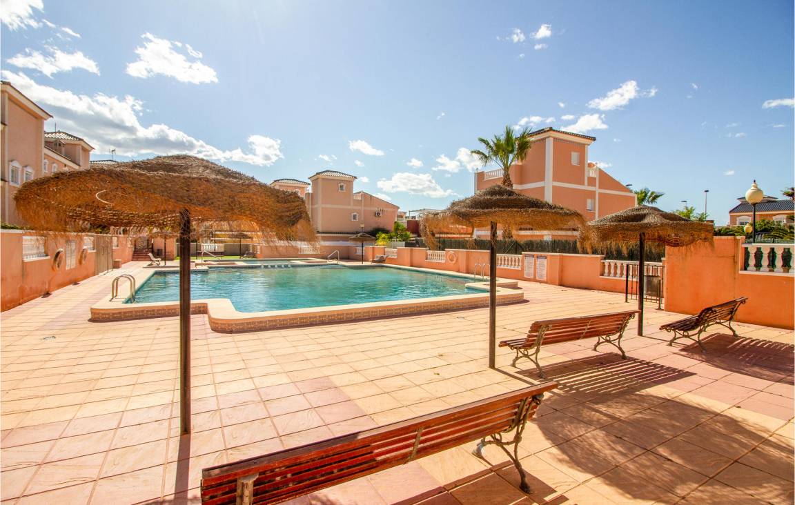 95 M² Ferienhaus ∙ 2 Schlafzimmer ∙ 4 Gäste - Santa Pola