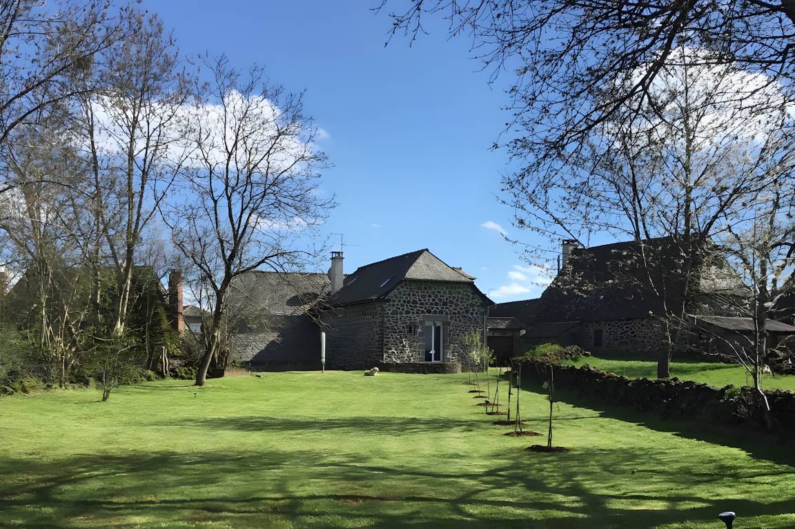 150 M² Huis ∙ 4 Slaapkamers ∙ 8 Gasten - Entraygues-sur-Truyère