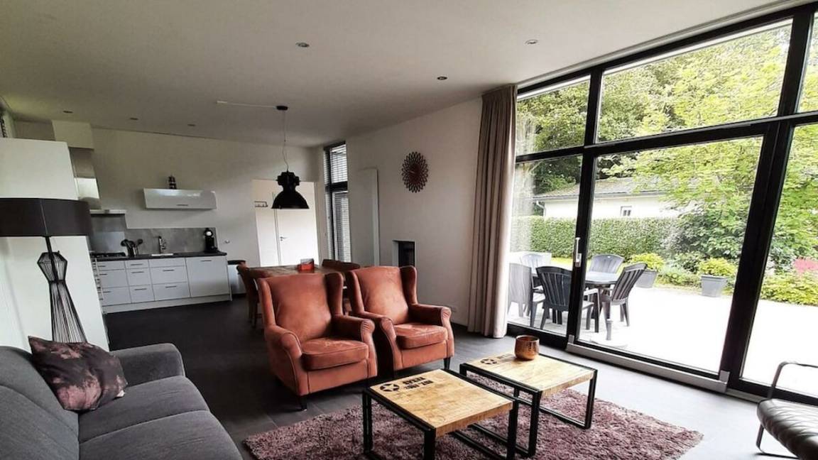 80 M² Ferienhaus ∙ 3 Schlafzimmer ∙ 6 Gäste - Alkmaar