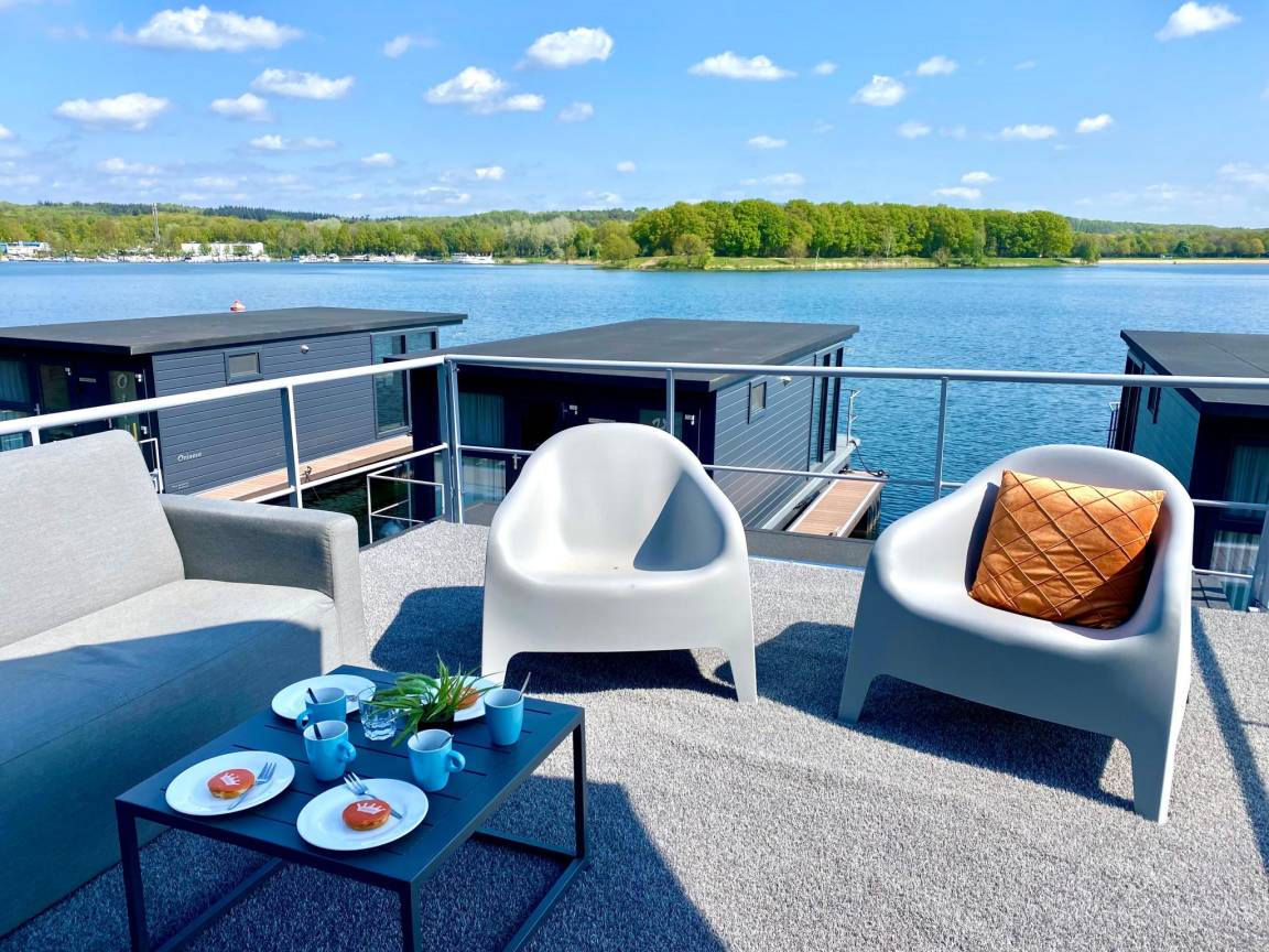 38 M² Casa Flotante ∙ 2 Habitaciones ∙ 4 Huéspedes - Groesbeek