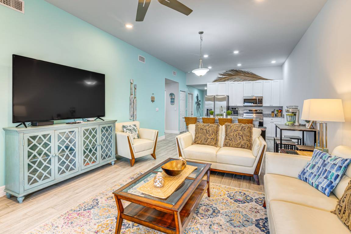 118 M² Apartment ∙ 3 Bedrooms ∙ 6 Guests - Cape Coral, FL