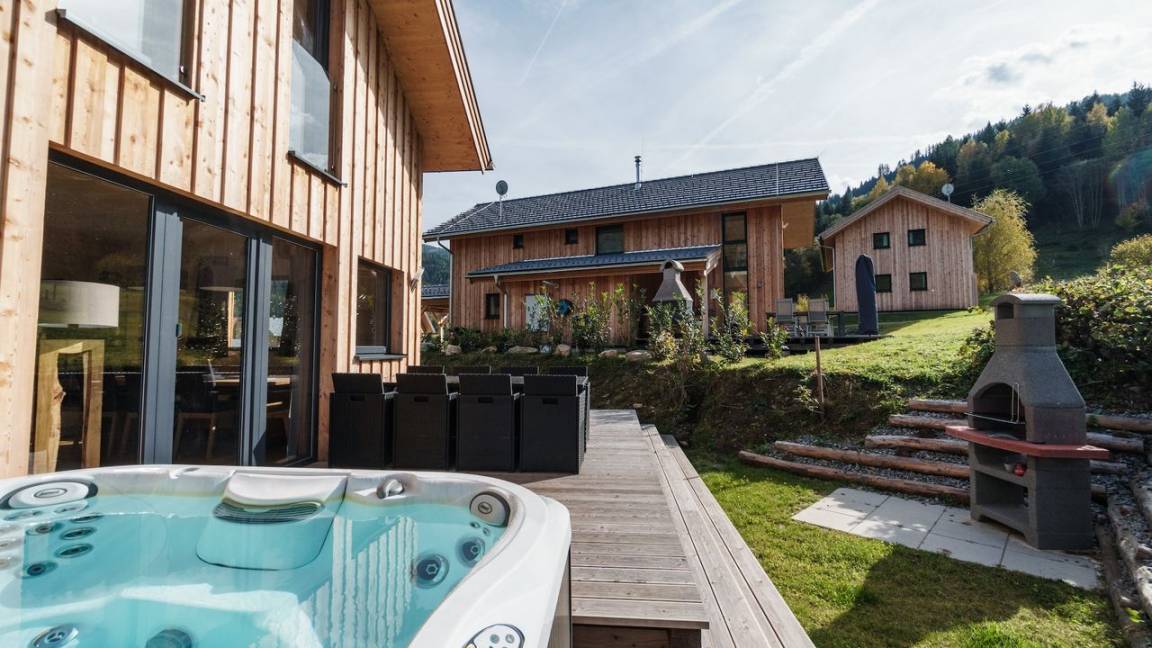 120 M² House ∙ 4 Bedrooms ∙ 11 Guests - Murau